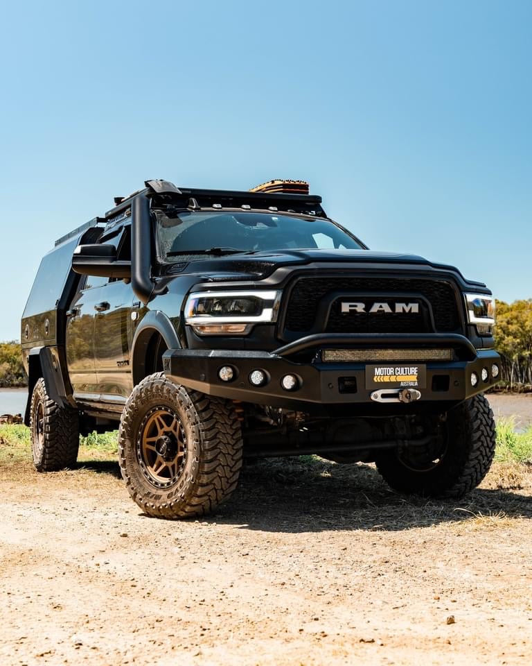 RAM 2500 5TH GEN (2021-2024) 5" Stainless Steel Snorkel Kit – Meredith ...