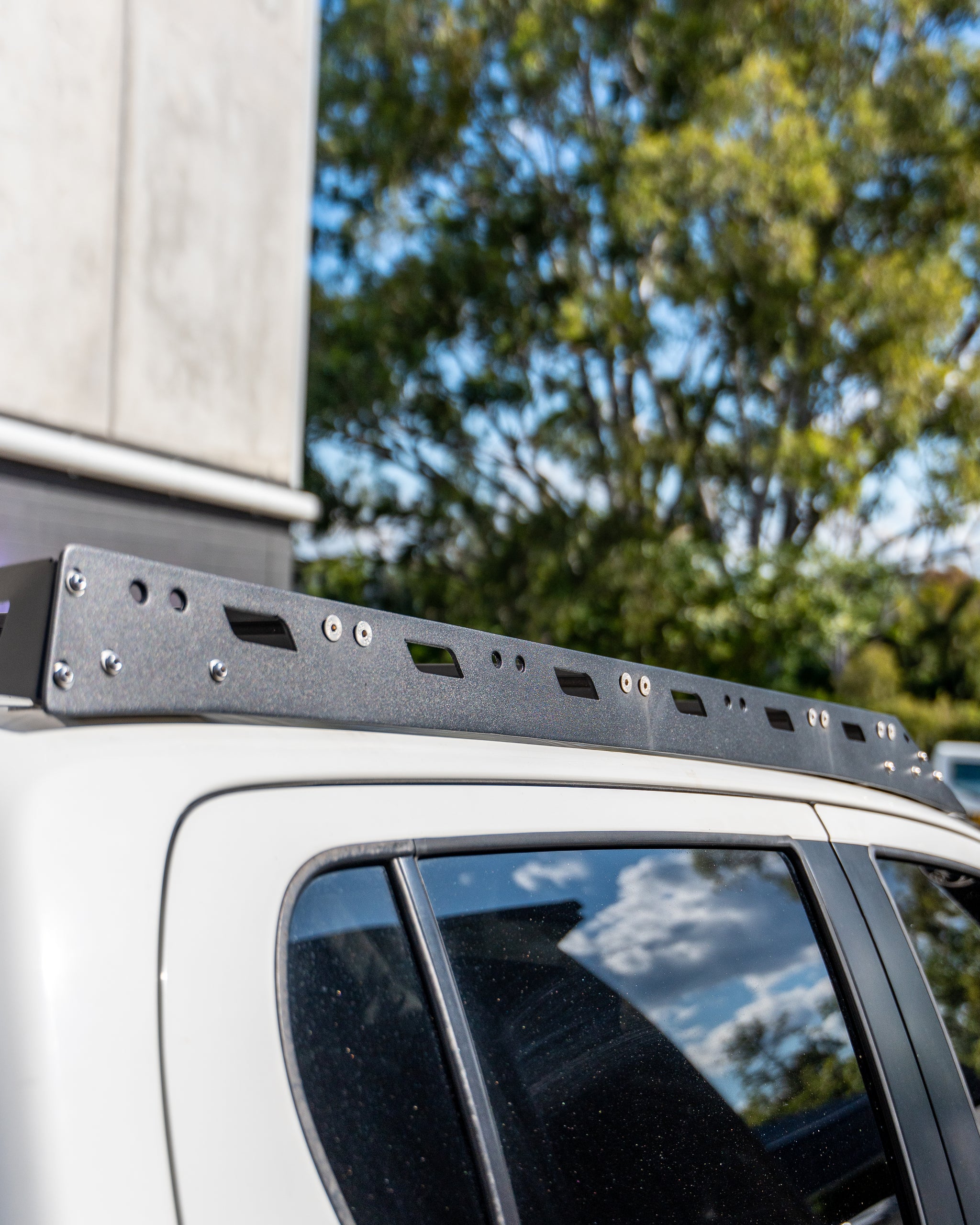 N70 Dual Cab Slim Line Roof Rack – Meredith Metalworks
